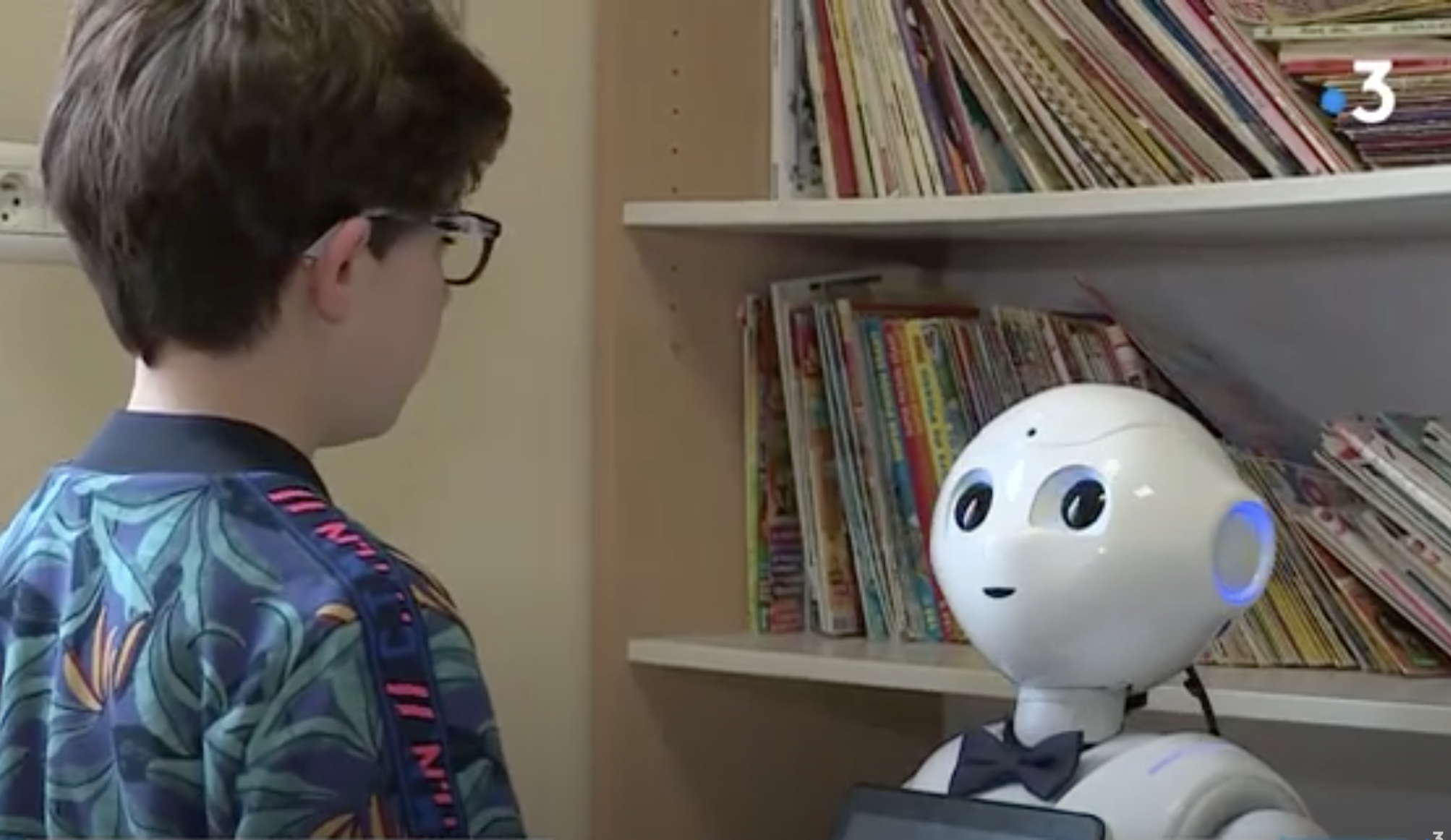 Un robot pour travailler la communication et les interactions sociales ...